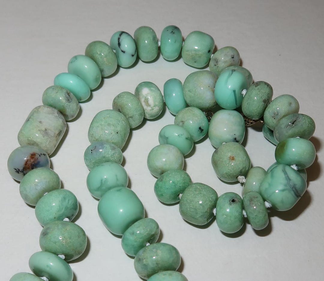 Vintage Green Stone Bead Necklace 20 Inch - Etsy