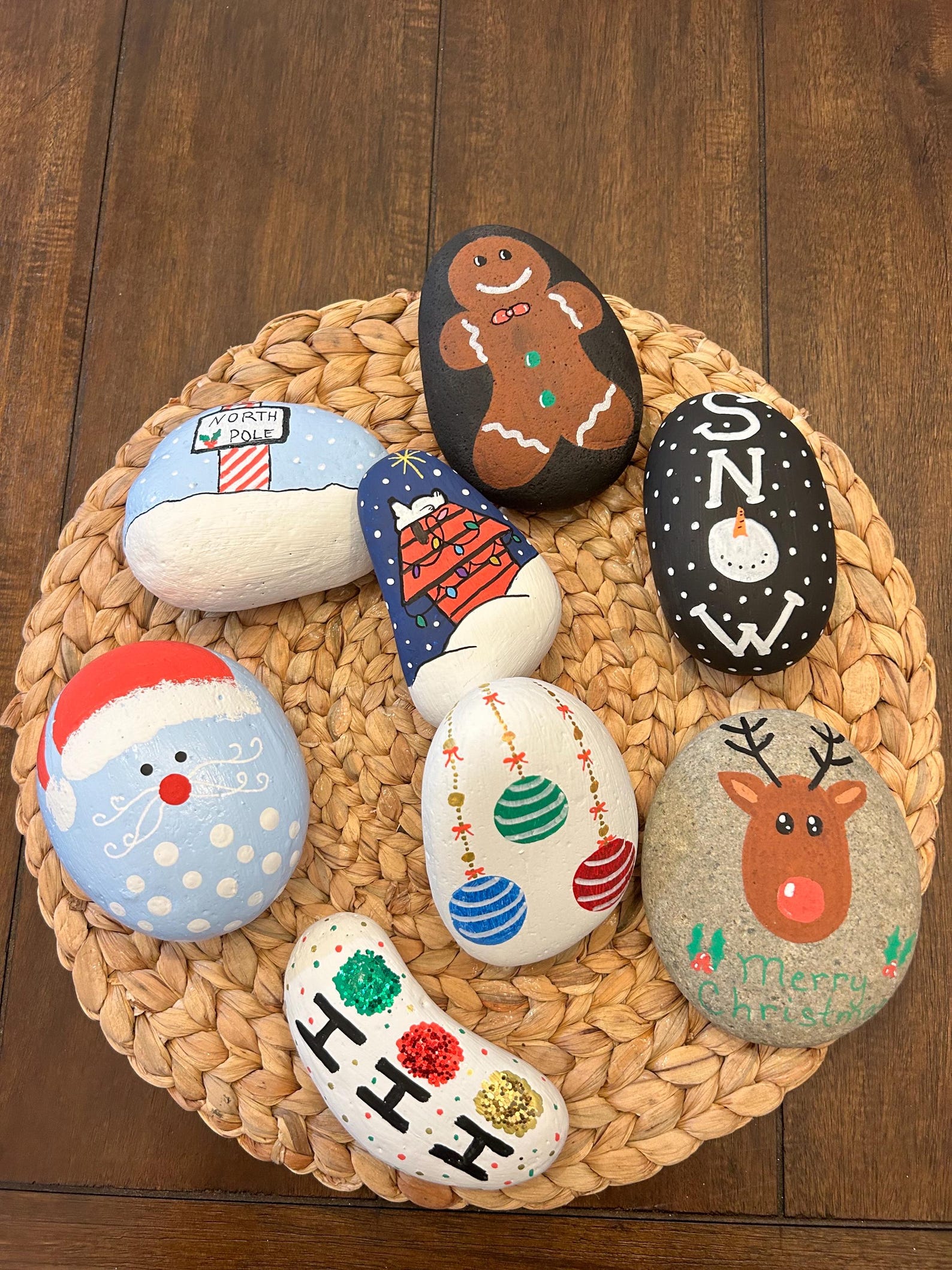 Christmas Themed Painted Rocks - Etsy