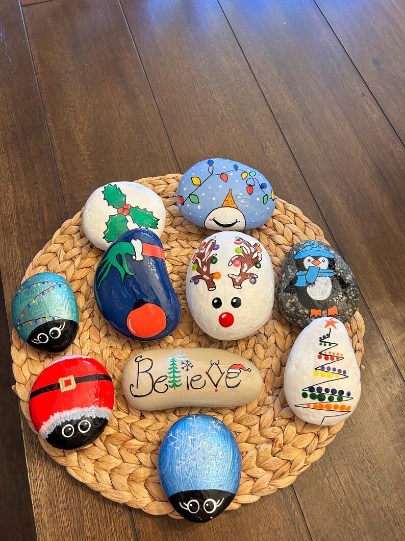 Christmas Themed Painted Rocks - Etsy