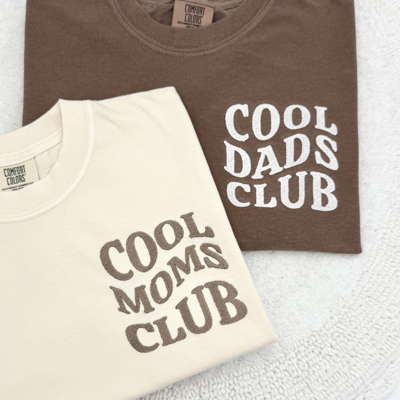 Two Moms Club Adult Shirt - Etsy