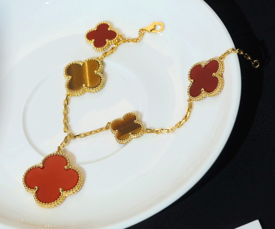 Van Cleef/sterling Silver Gold Plated Irregular Pattern Five Flowers ...