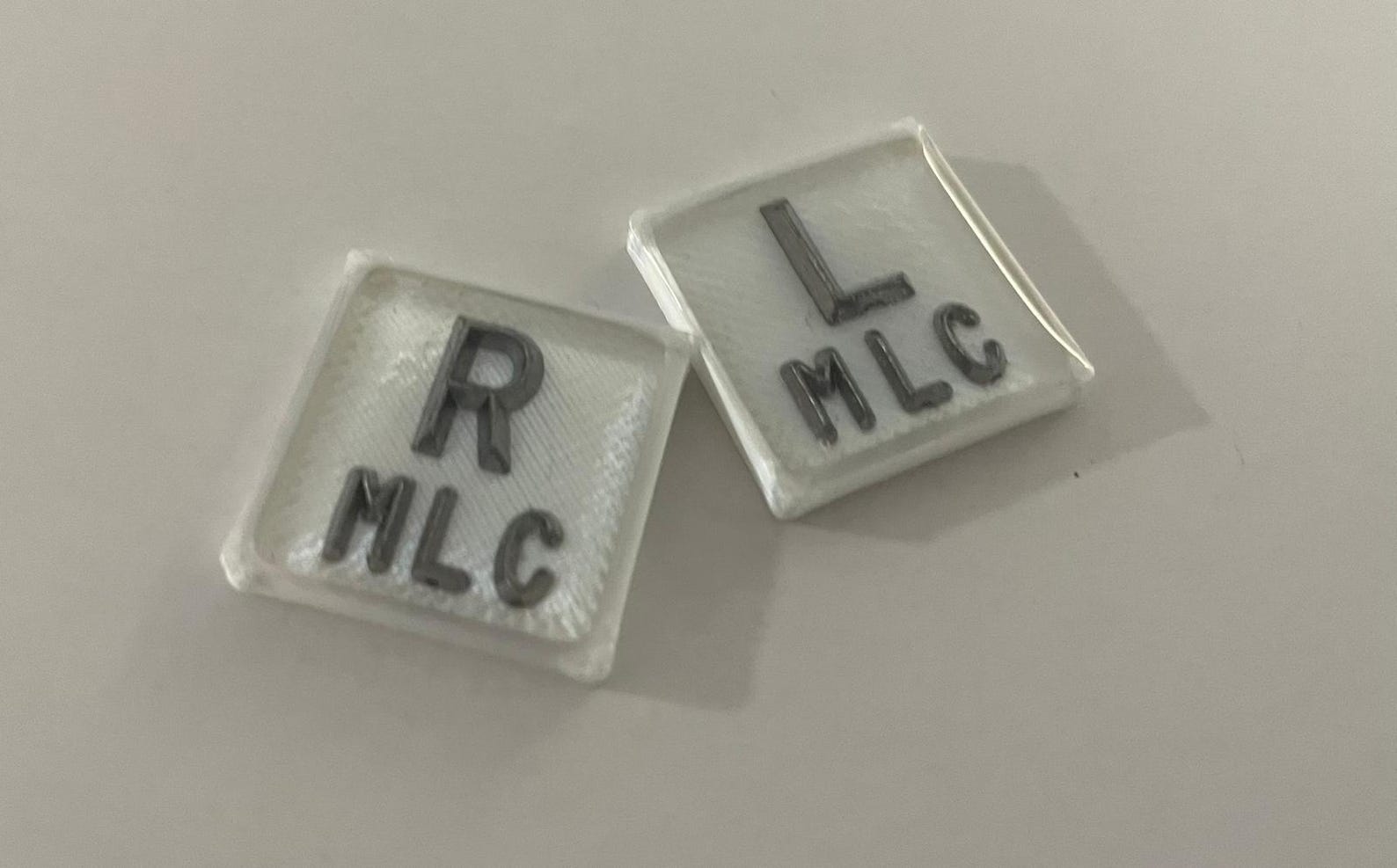 Square X-ray Markers White (1 Pair L/R), 3D Backing 2cm - Etsy
