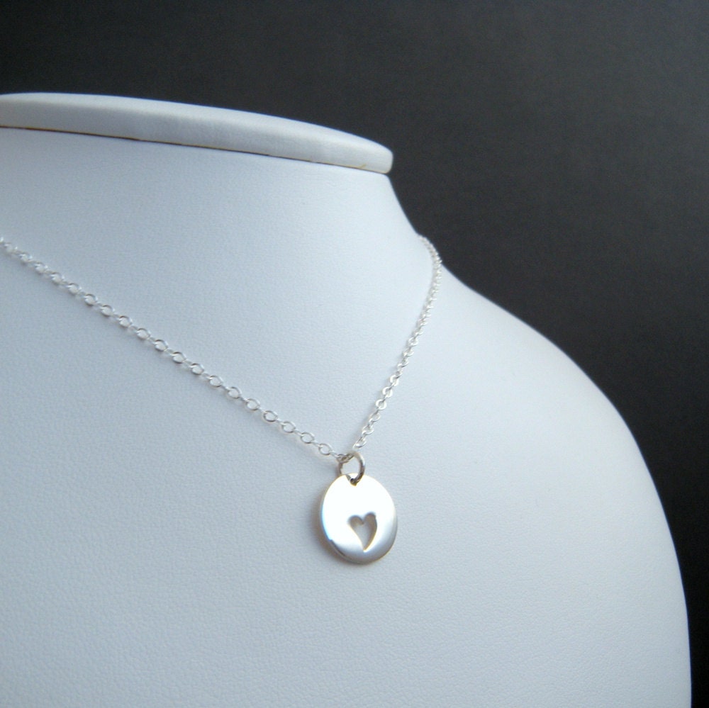 Simple Heart Necklace. Small Silver Heart. Everyday Necklace. | Etsy