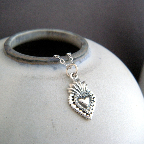 Sacred Heart Milagro Jewelry - Etsy
