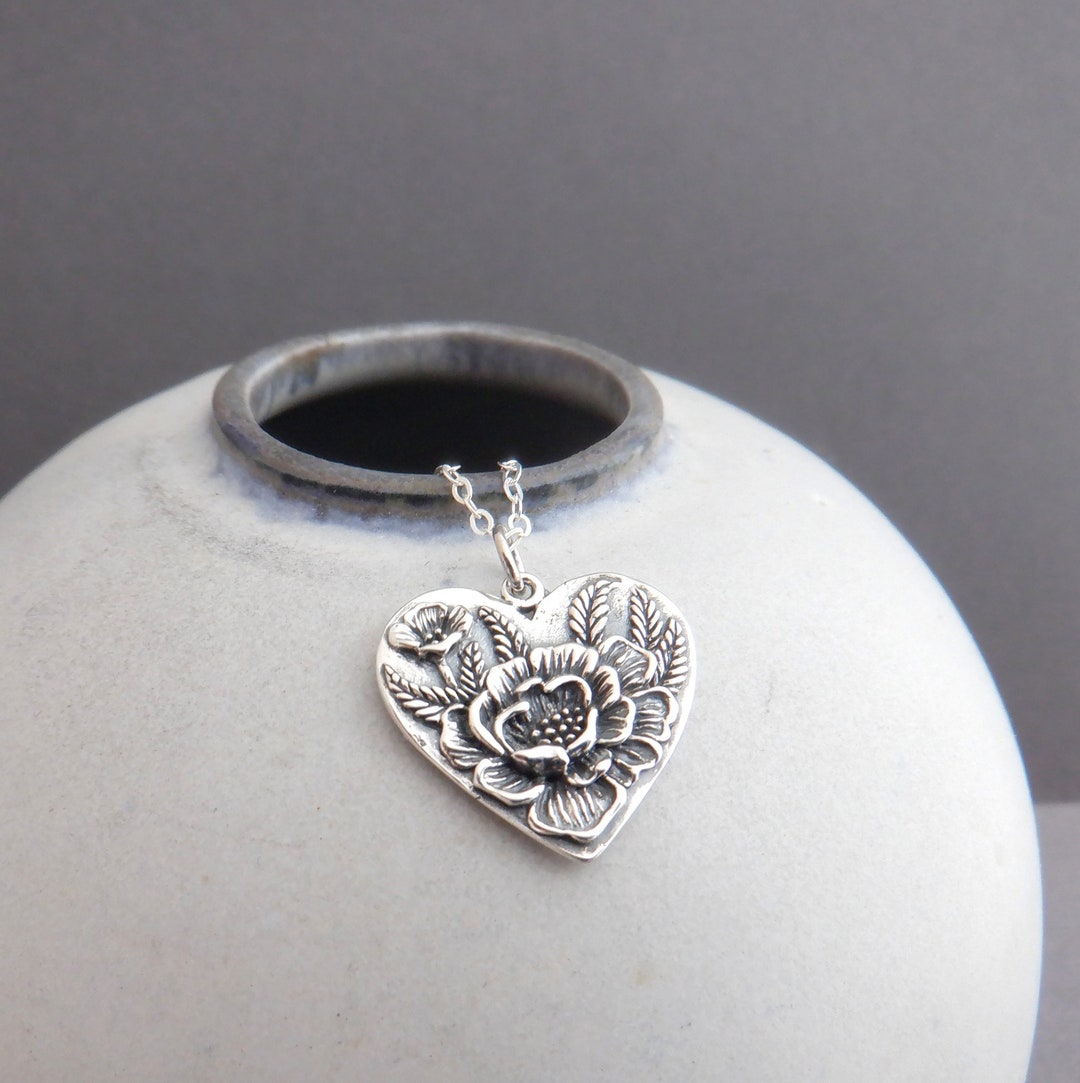 Sterling Silver Peony Flowers Heart Necklace. Small Floral Peonies ...