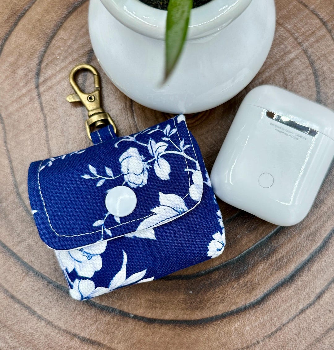 Wireless Earbud Case, Elegant Navy Fabric With White Flowers With Snap ...
