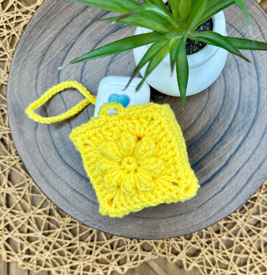Yellow Crocheted Wireless Earbud Case, Compatible With Airpods ...