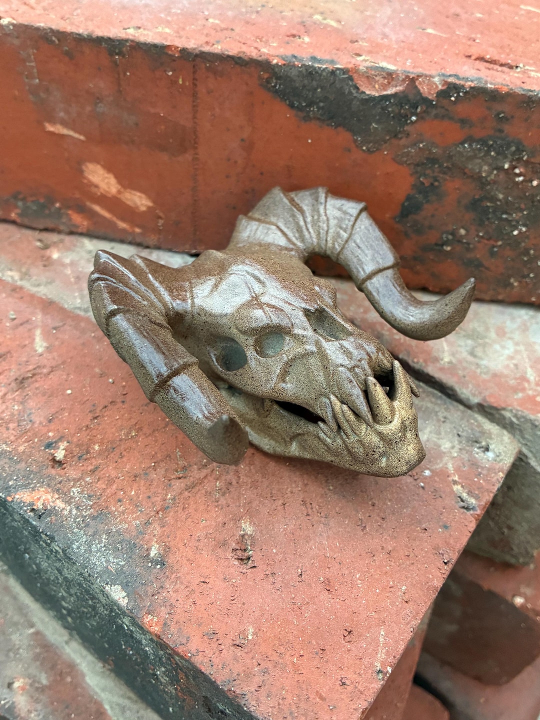 Fallout - Deathclaw Skull Mini Statue - Moving Jaw - Resin - Hand ...