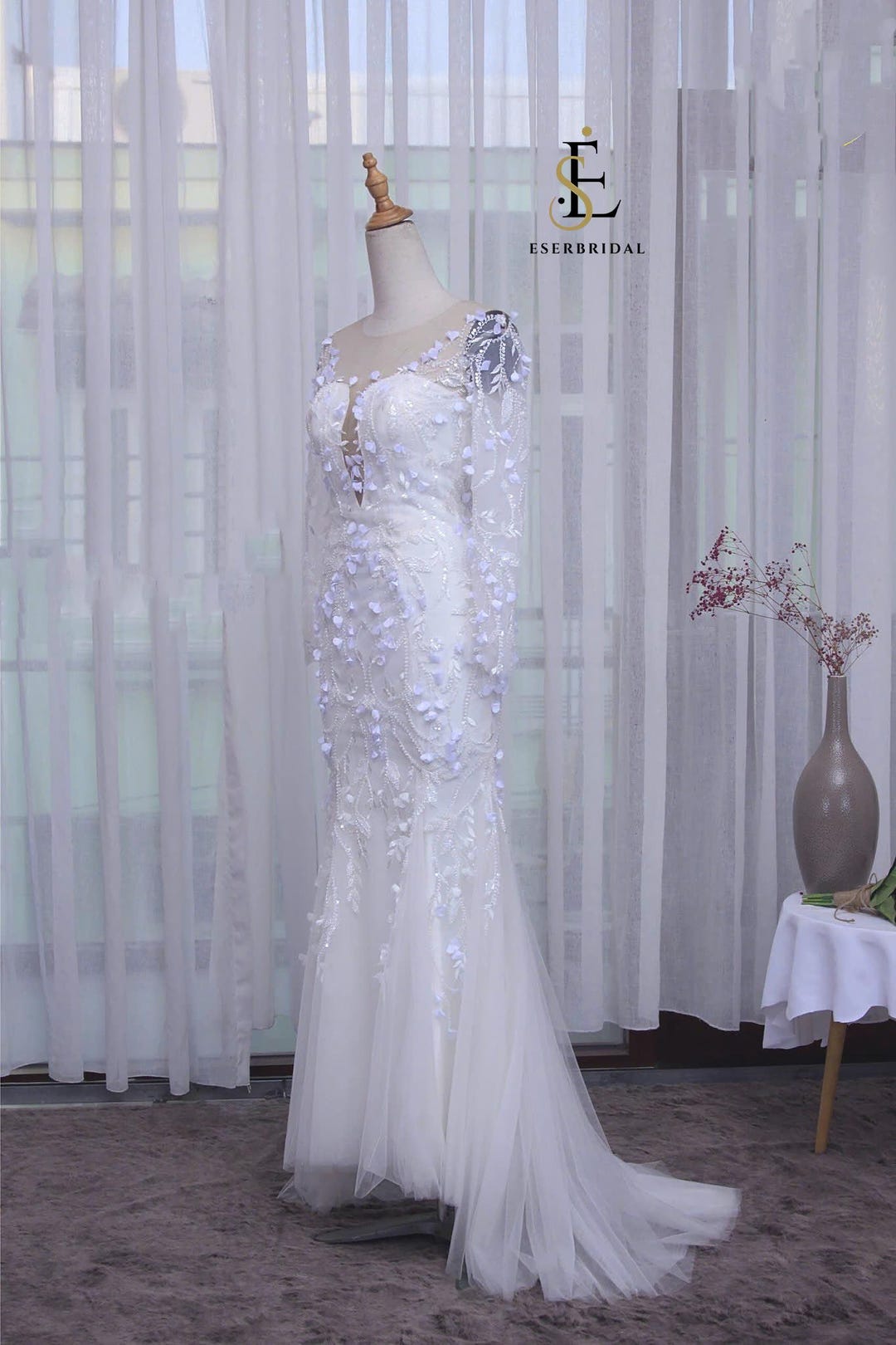 Mermaid Wedding Dress With 3D Leaf Lace.v-neck Mermaid Wedding Dress ...