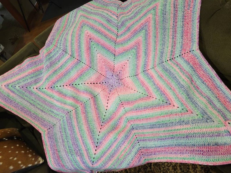 HUGE Crochet Star Afghan Bright Pastel and Silver Thread 90 Inches ...