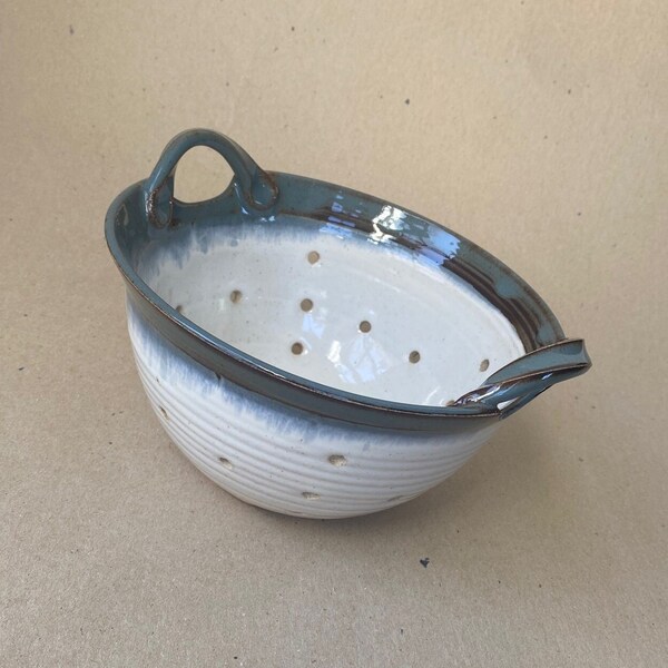 Berry Bowl Colander - Etsy