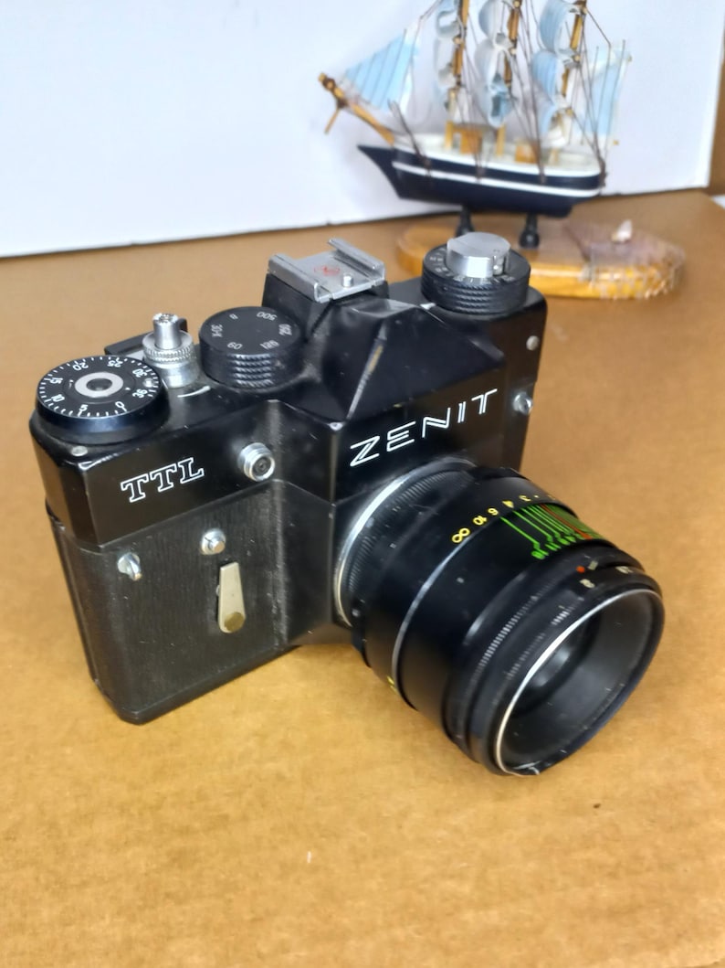 SLR Film Camera 35mm Zenit TTL Helios-44-2 Tested Vintage Tech ...