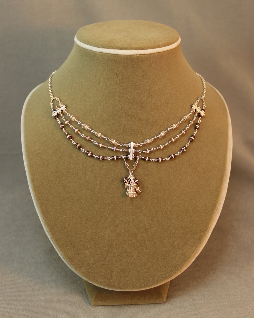 Venta A LA MITAD Sparkling Hard Candy Swoops Collar y Pendientes Set ...