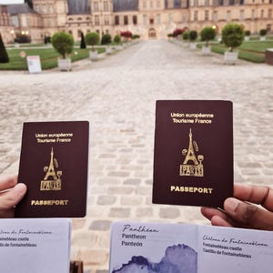 France Souvenir Passport by Shara PARIS - Etsy