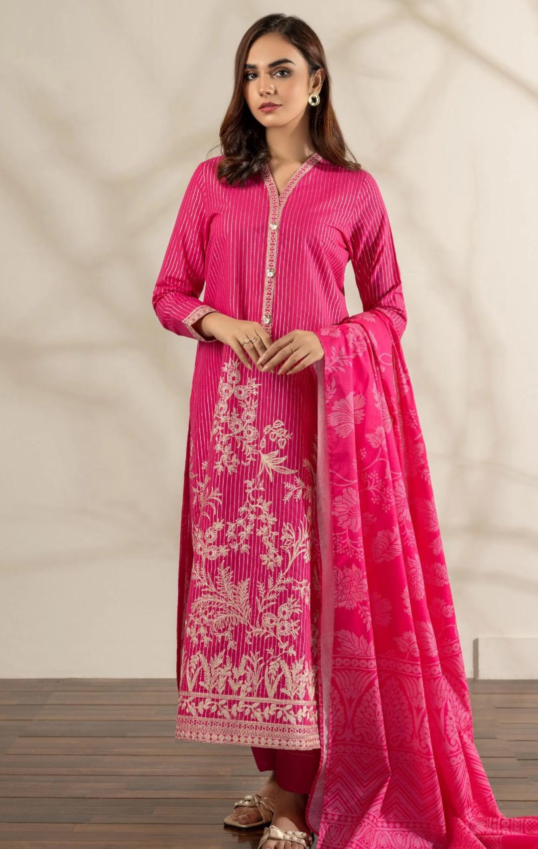 Pakistani Embroidered 3-piece Suit for Women - Etsy