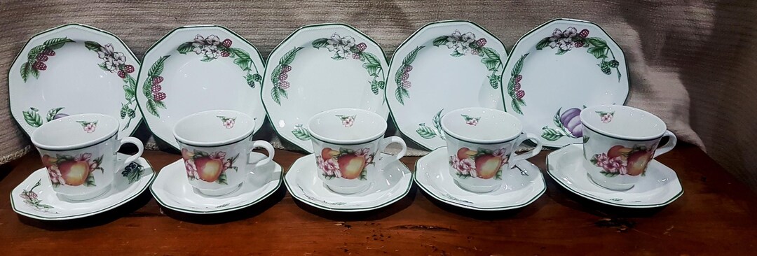 Churchill 15 Piece 1980s the Chartwell Collection England Victorian ...