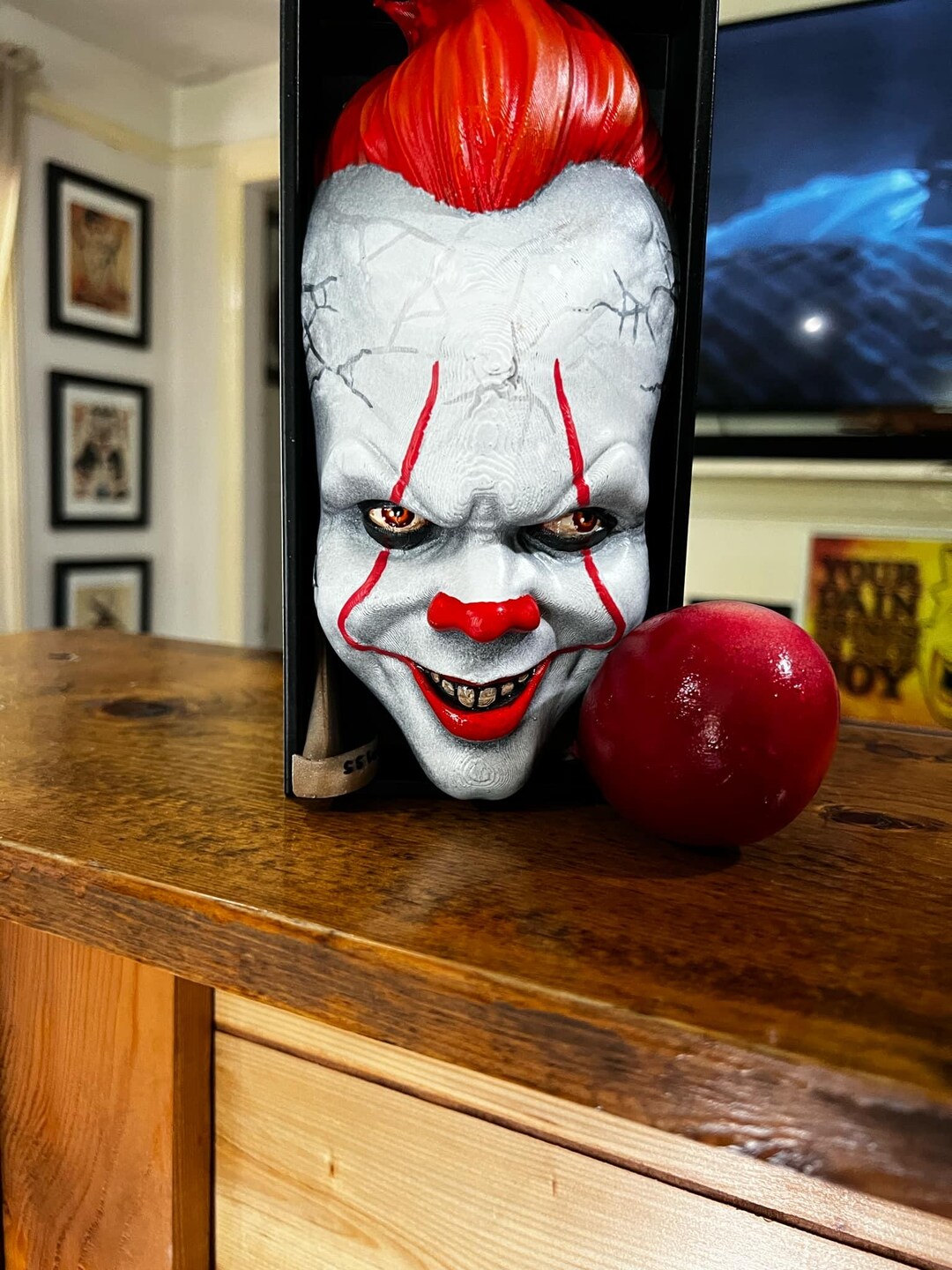 Pennywise Book Nook - Etsy