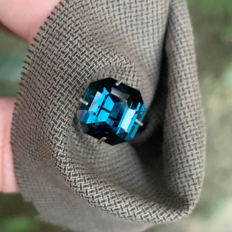 Turmalina azul medianoche de 3,2 cts, talla octagonal facetada, piedra ...