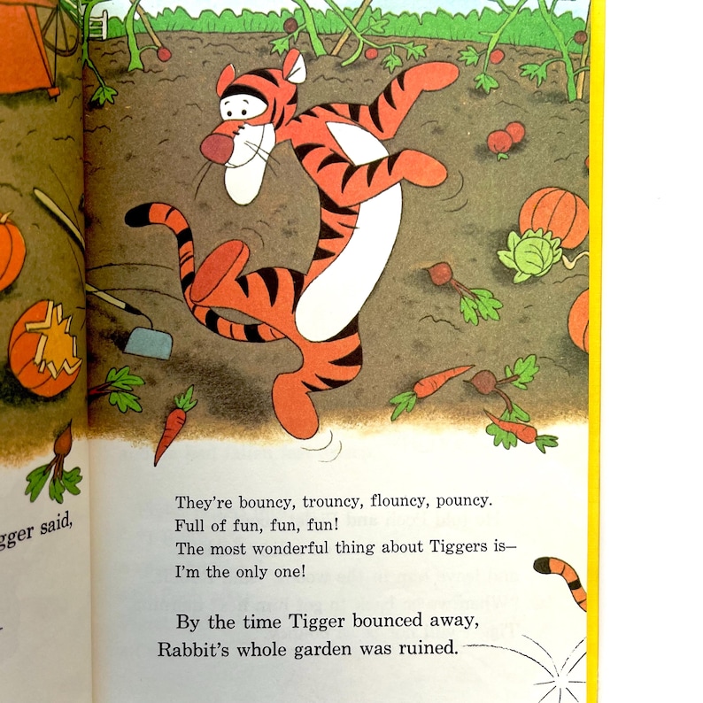 1975 Winnie the Pooh and Tigger Too - Walt Disney Company - Vintage ...