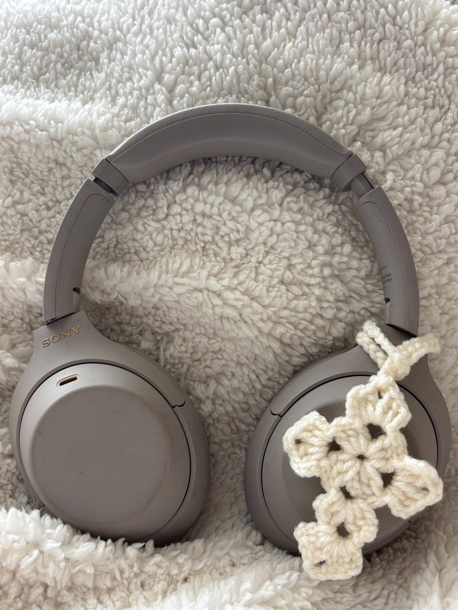 Cross Headphone Charm, Jesus, King of Kings, Headphone Crochet, Crochet ...