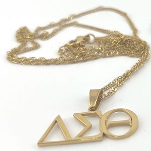 Delta Sigma Theta Necklace - Etsy
