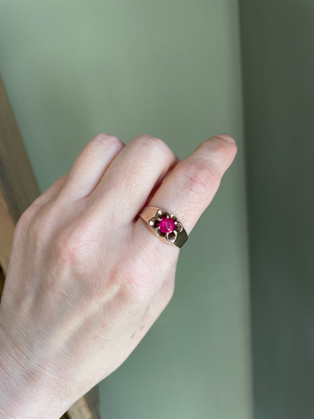 C1900 10K Belcher Setting Antique Ring With Synthetic Ruby Ring - Etsy