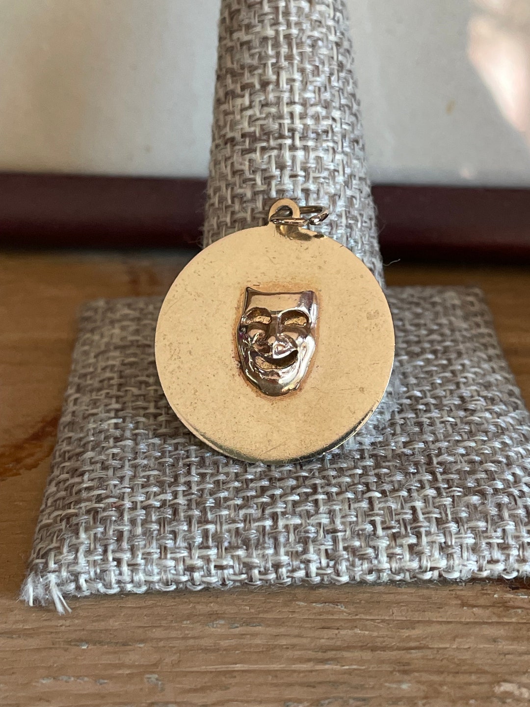 A Vintage 14K Yellow Gold Theater Mask Libra Disc Charm - Etsy