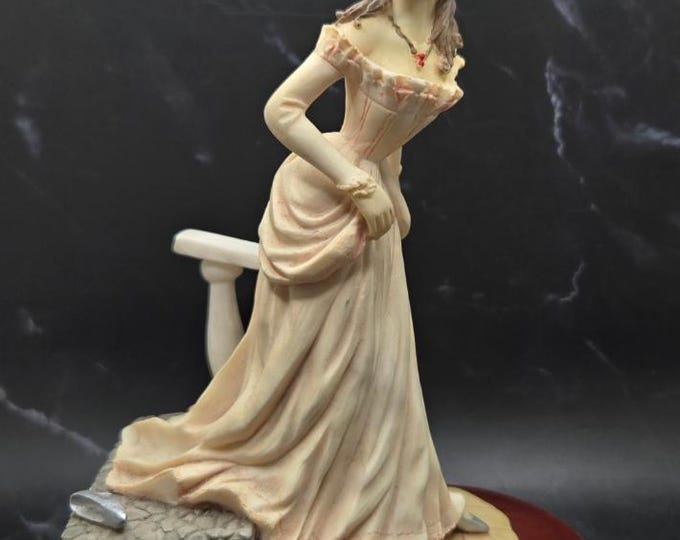 Elegant Lady Figurine From La Verona Collection - Vintage-inspired ...