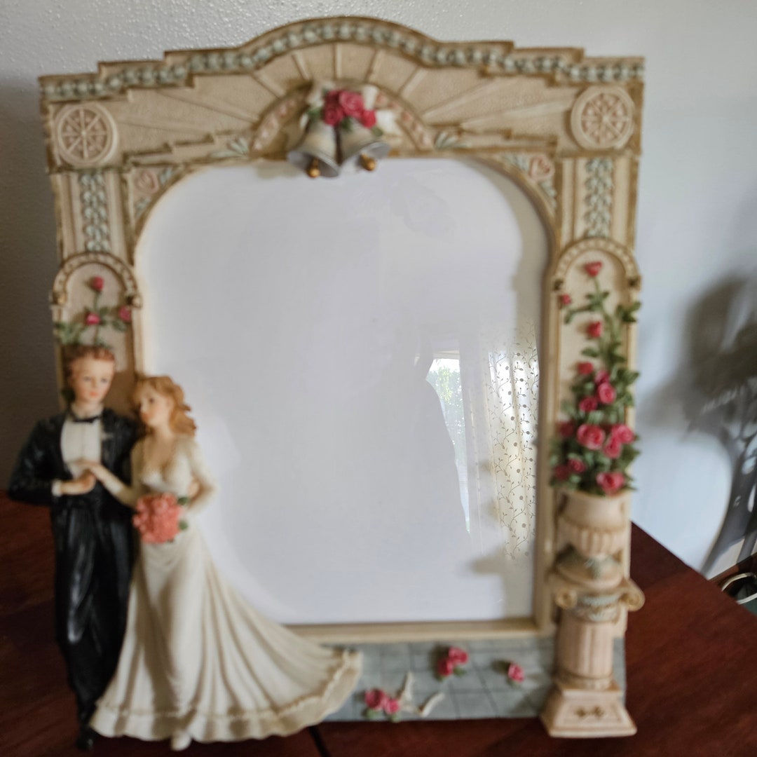 Vintage Montefiori Collection Italy Intricate Resin 3D Frame Wedding ...