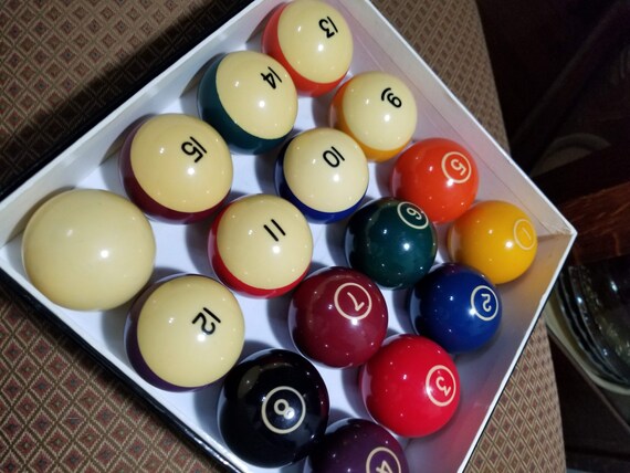 What is standard 8 ball size - gaswwebdesign