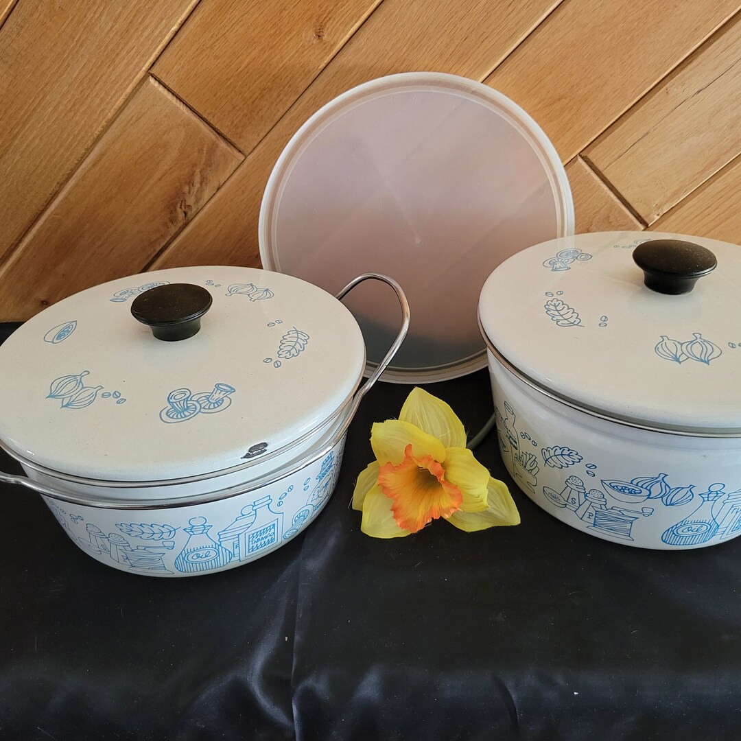 Vintage Enamelwared 6 Piece Set Covered Casserole Bowls Enamelware ...