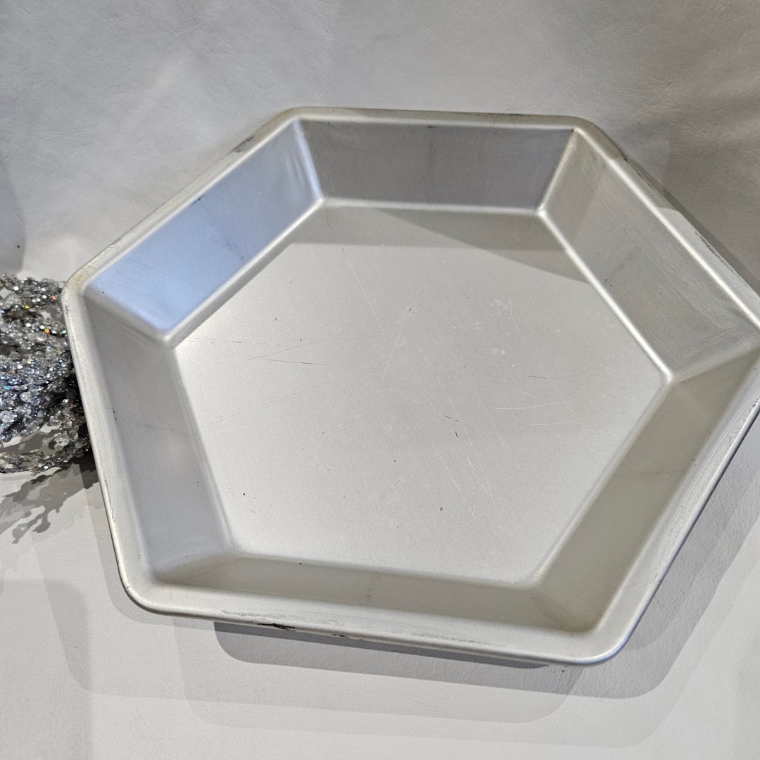 Vintage 9 Inch 6 Sided Metal Pie Pan Unusual Shaped Pan Retro - Etsy