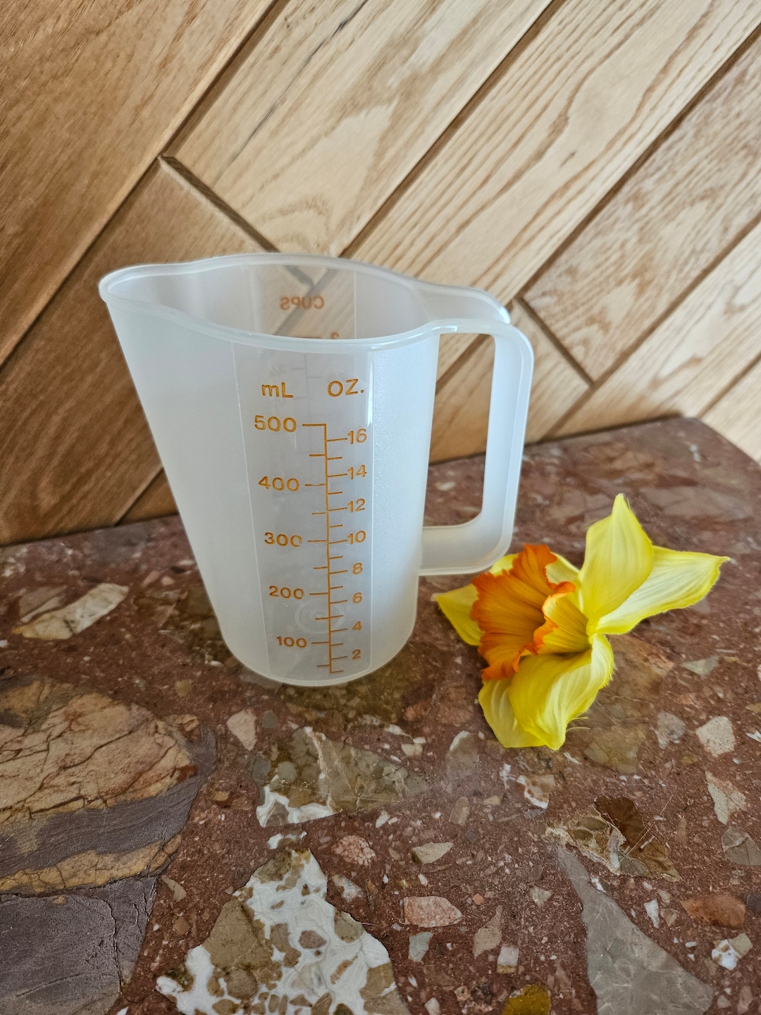 Vintage Tupperware 2 Cup Measuring Cup Kitchen Utensils Retro - Etsy