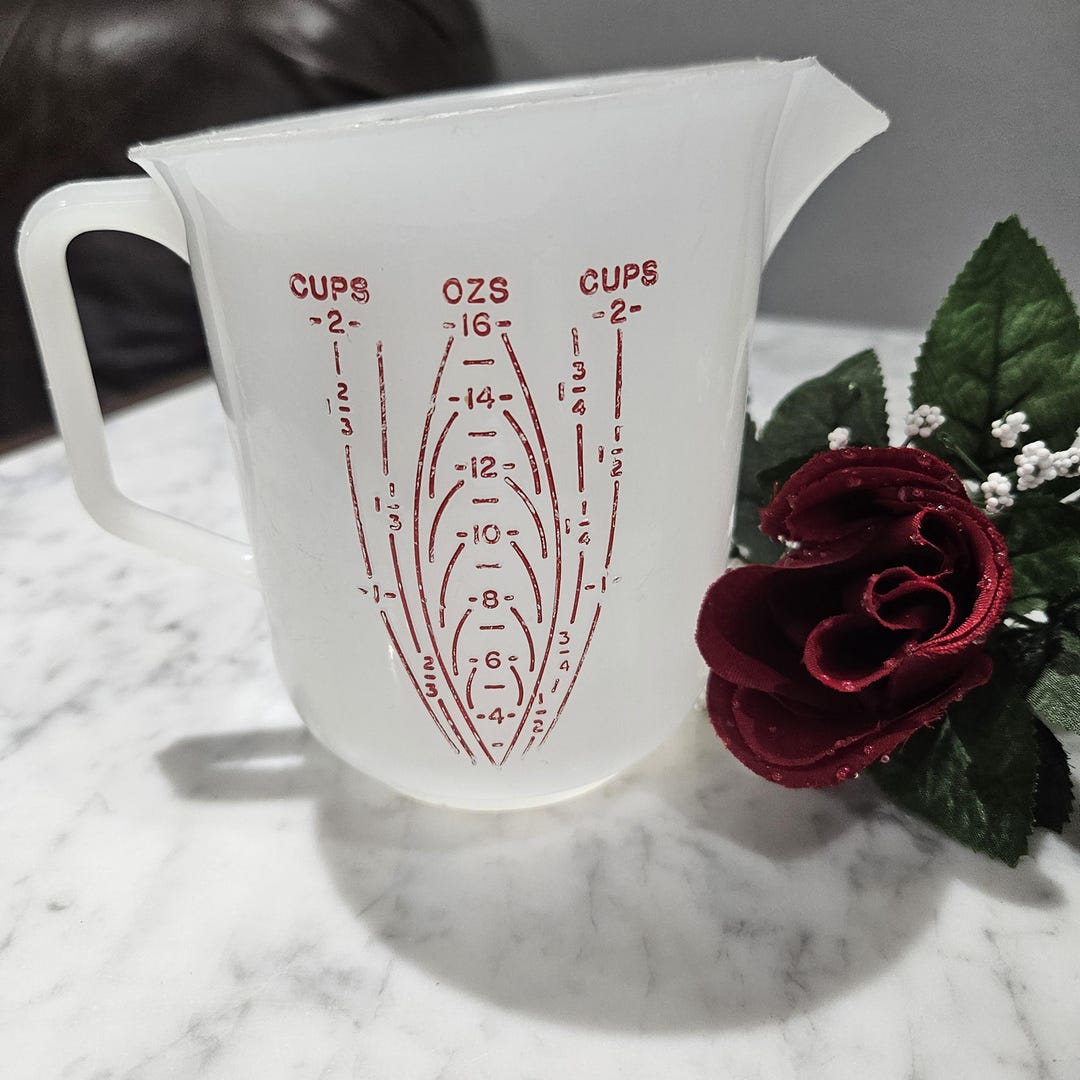 Vintage Tupperware 2 Cup Measuring Cup Kitchen Utensils Retro Baking ...