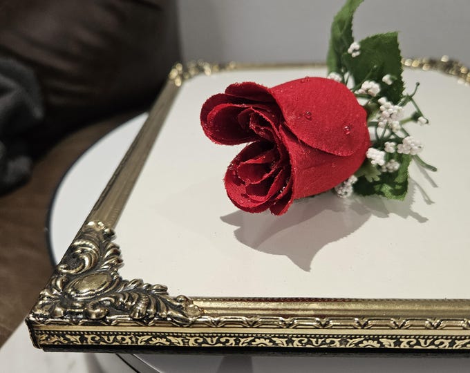 Beautiful 8x10 Vintage Frame Gold Metal Work Beautiful and Ornate Free ...