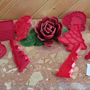 Choice Lot of 7 Vintage Tupperware Red Cookie Cutters 2 Lots Available ...