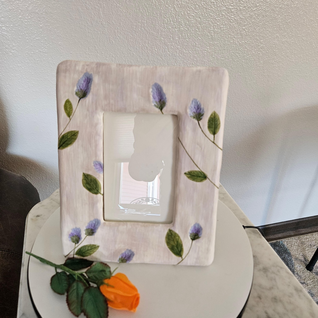 Vintage Burnes Composite Picture Frame - Etsy
