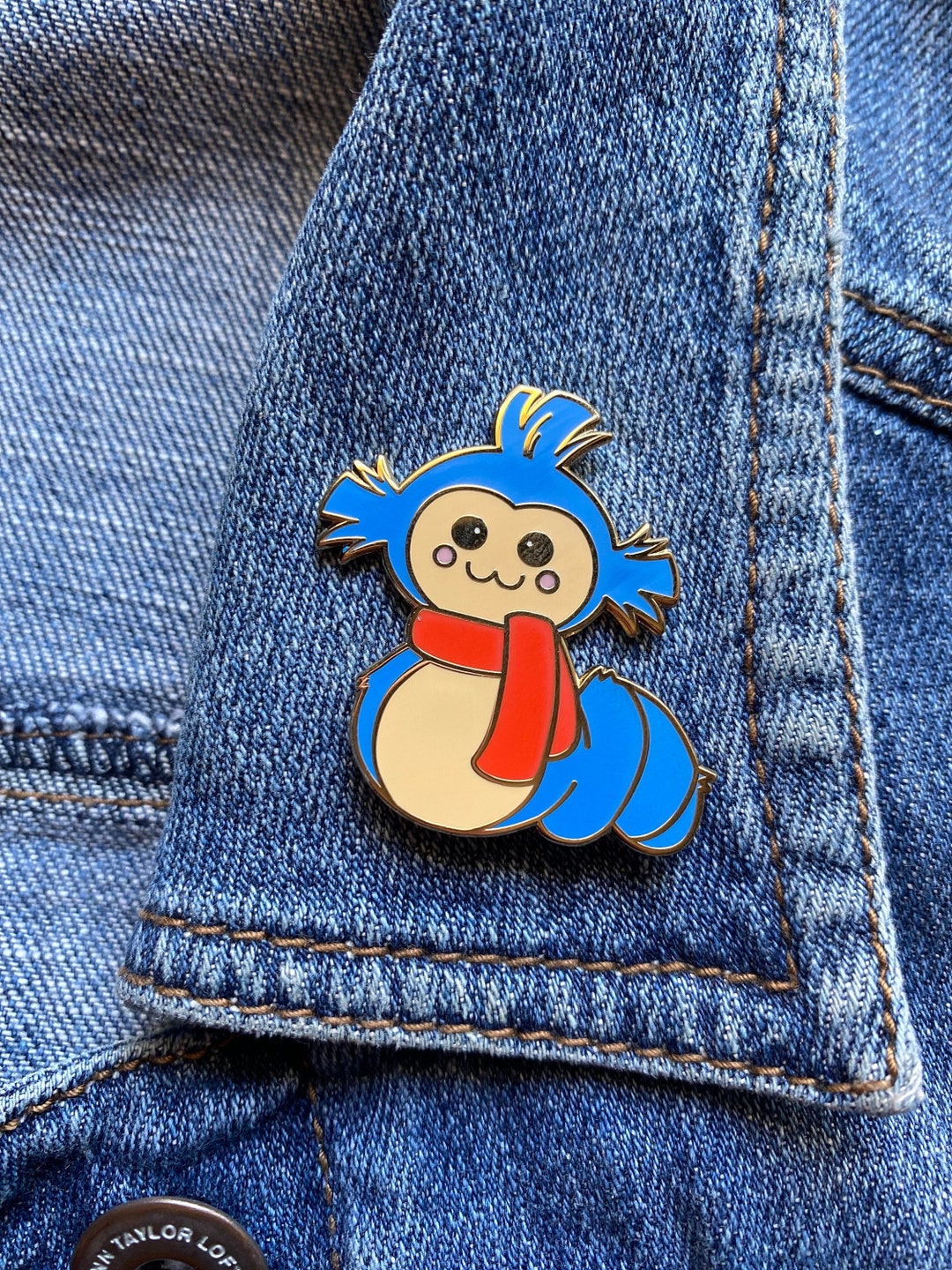 Labyrinth Just a Worm Enamel Pin - Etsy