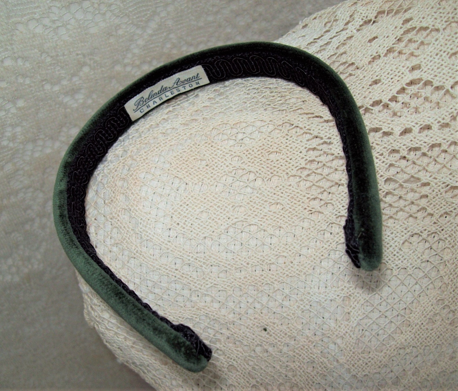 Narrow velvet hairband green | Etsy