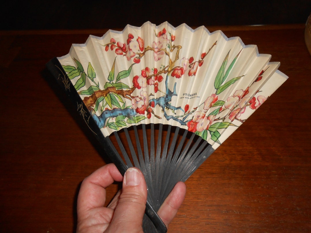 Vintage 9" Asian Hand Fan, Authentic Asian Fan, Pro, Decor - Etsy