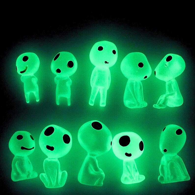 Glow in the Dark Alien Figurines Luminous Decor Party Light Decoration ...