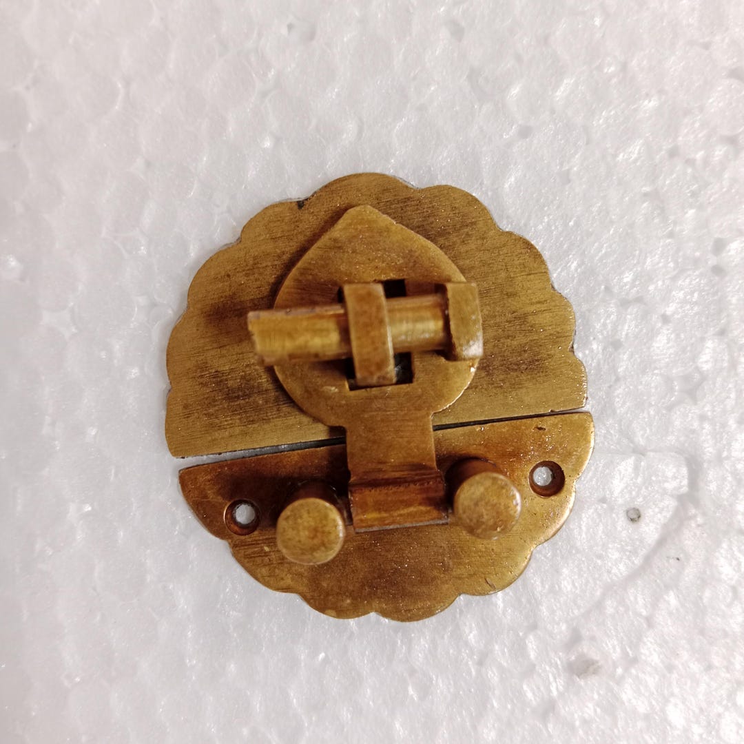 2 Small Brass Hook Lock Round With Design Flower - Etsy