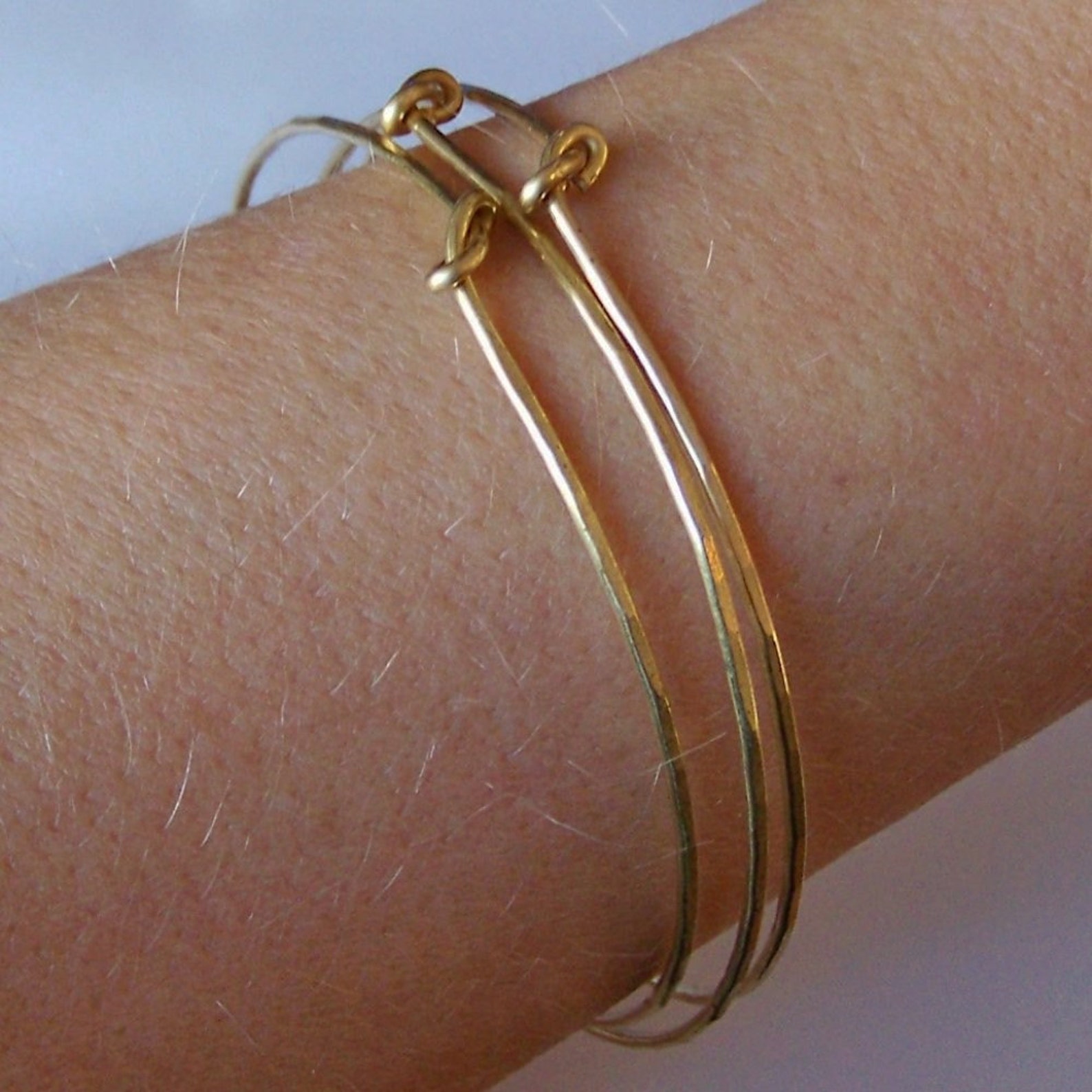 Gold Bangles THREE Knotted Hammered Bangles Bangle - Etsy