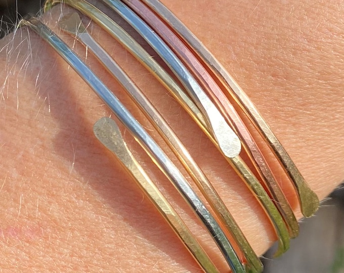 Open End Bangle Bracelets FOUR Hammered Stackable Bangles Mixed Metals ...