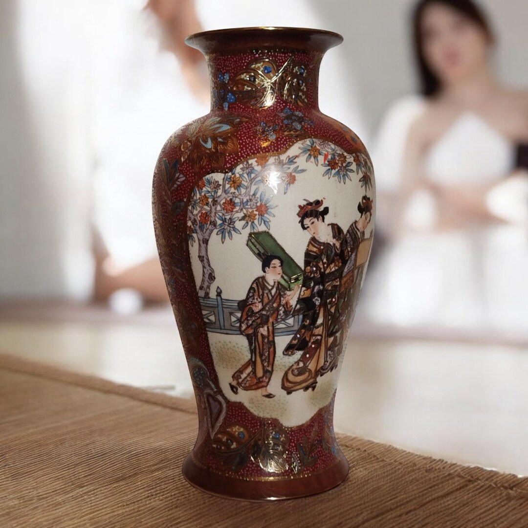 Satsuma Geisha Vase – Hand-painted Japanese Pottery – Vintage Japan ...