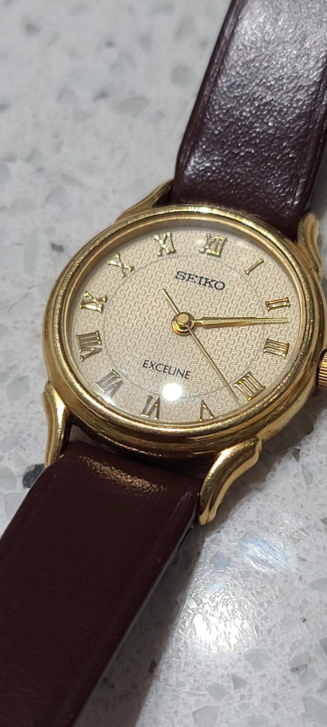 18K Solid Gold Seiko Watch 2J41-0A10 - Etsy