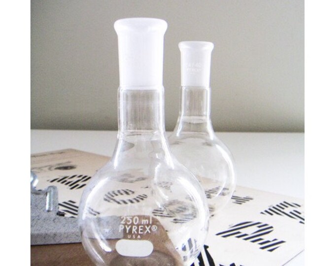Vintage Pyrex Chemical Laboratory Flask Set - Etsy