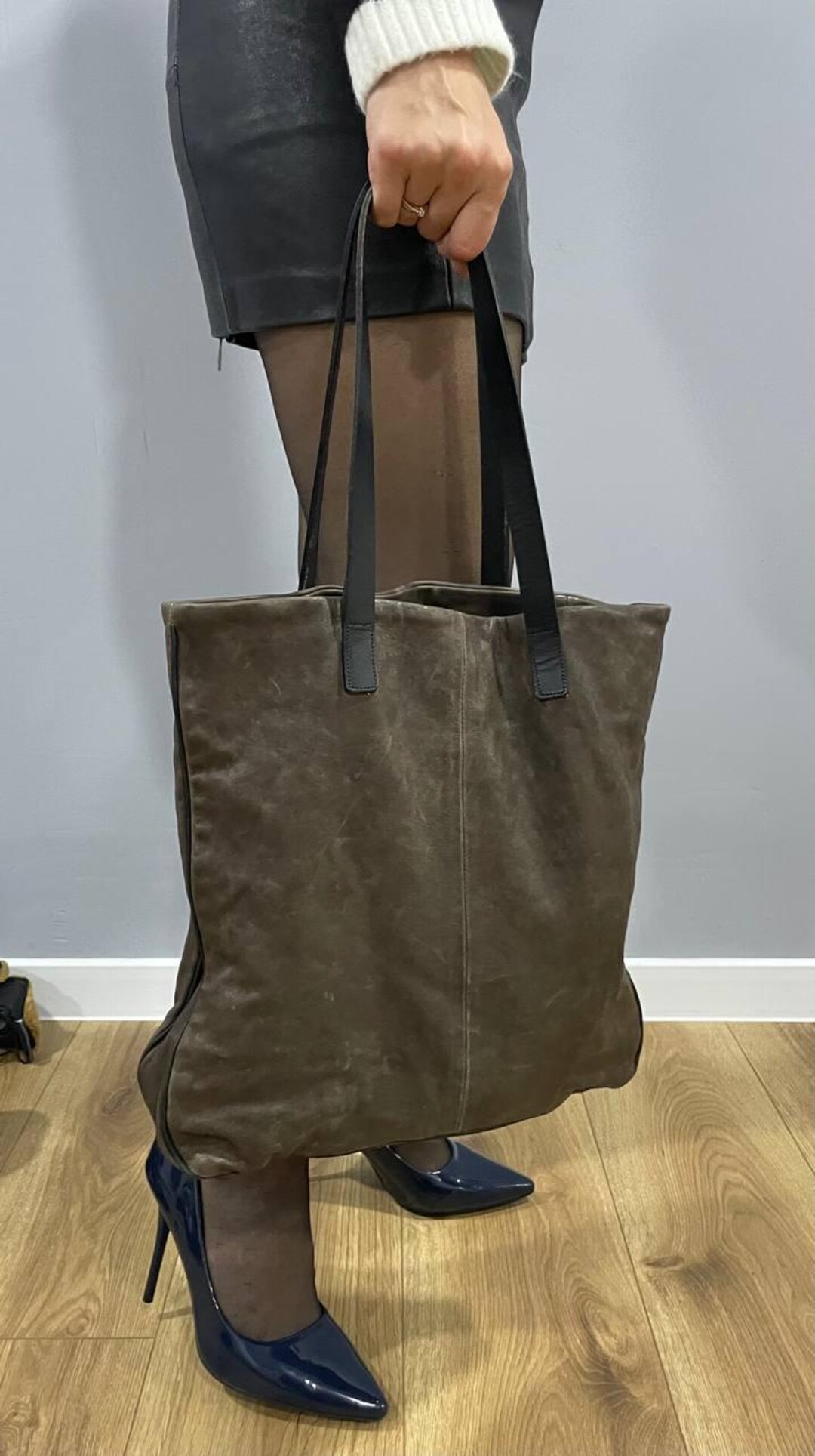Ally Capellino Leather Tote Handbag Authentic Luxury Street Style Bag ...