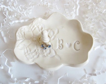 Ceramic Ring Holder - Etsy