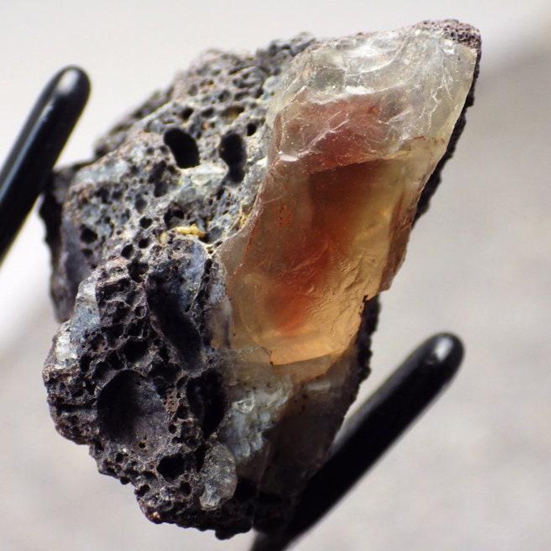 Red Oregon Sunstone on Matrix 31.75 Ct Top Collector Grade, Video - Etsy